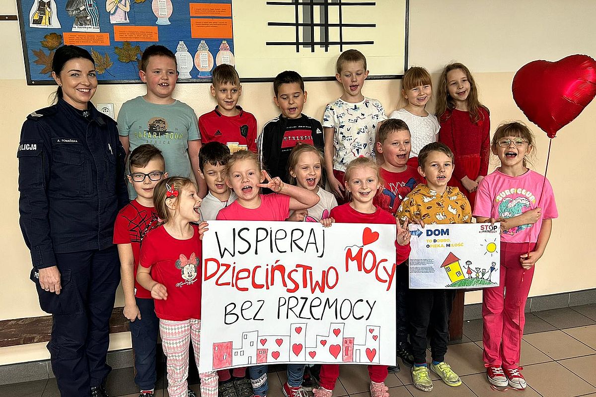 Zakończenie kampanii „Dzieciństwo bez przemocy” - Wiadomości - KPP w Lipnie